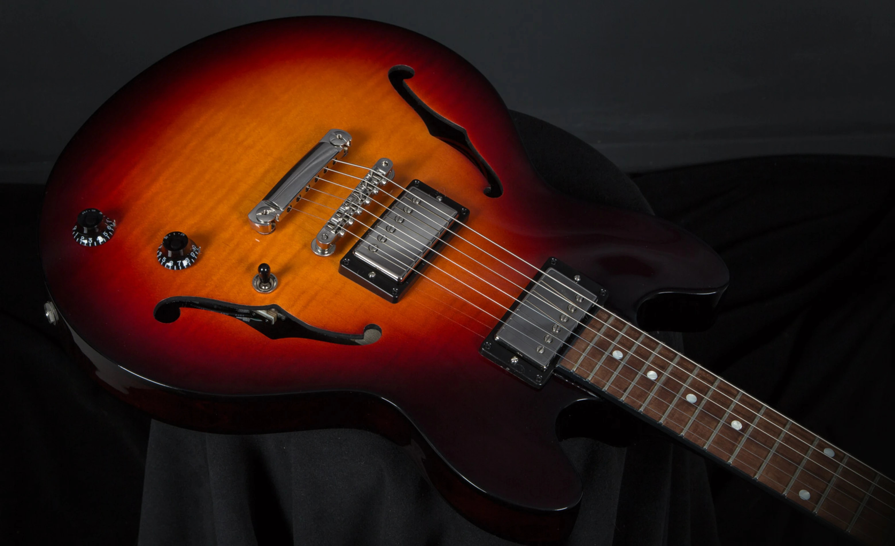 Gibson ES-339 Studio Ginger Burst - Peach Guitars