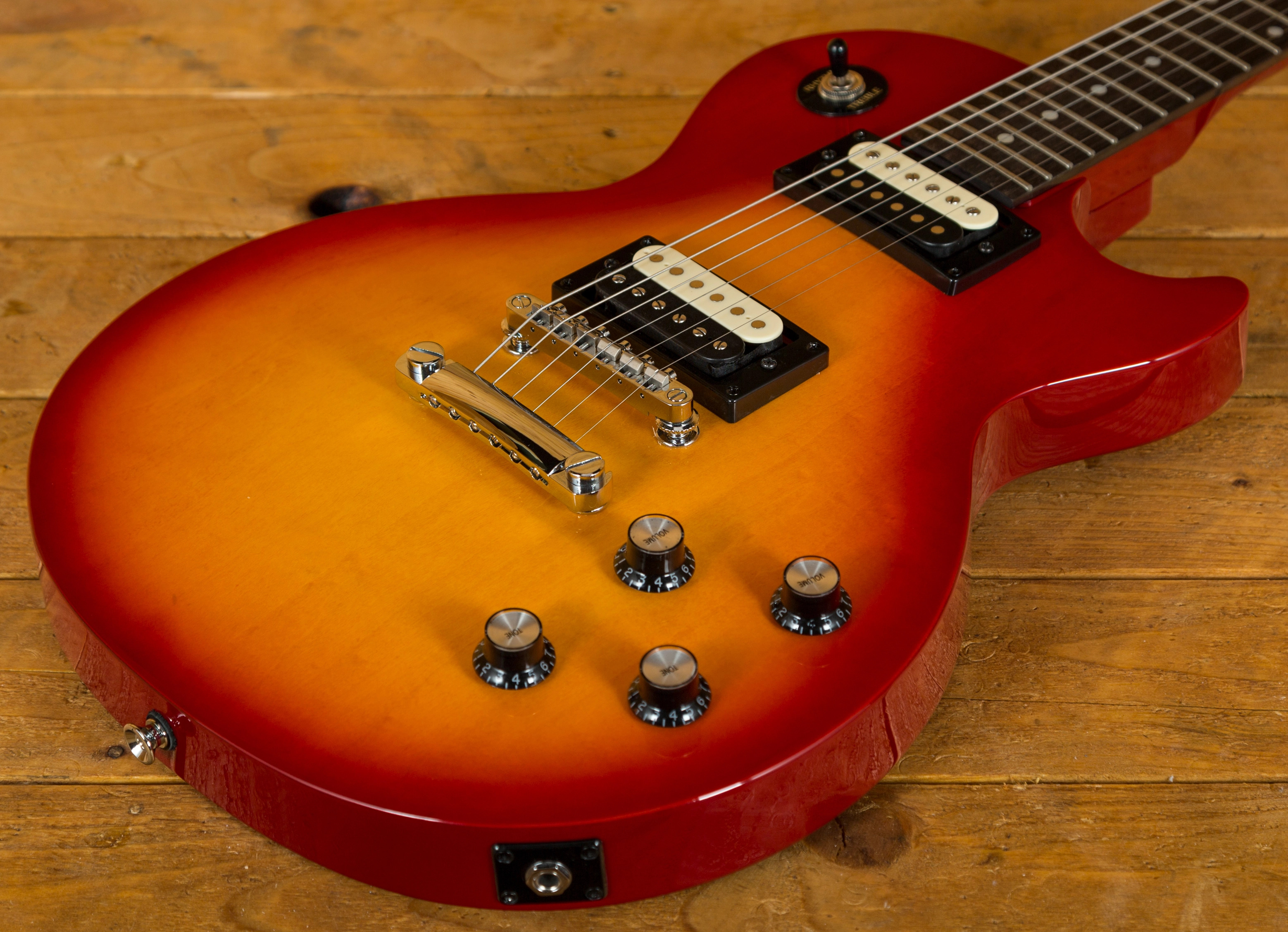Epiphone Les Paul Studio LT Heritage Cherry Sunburst - Peach Guitars