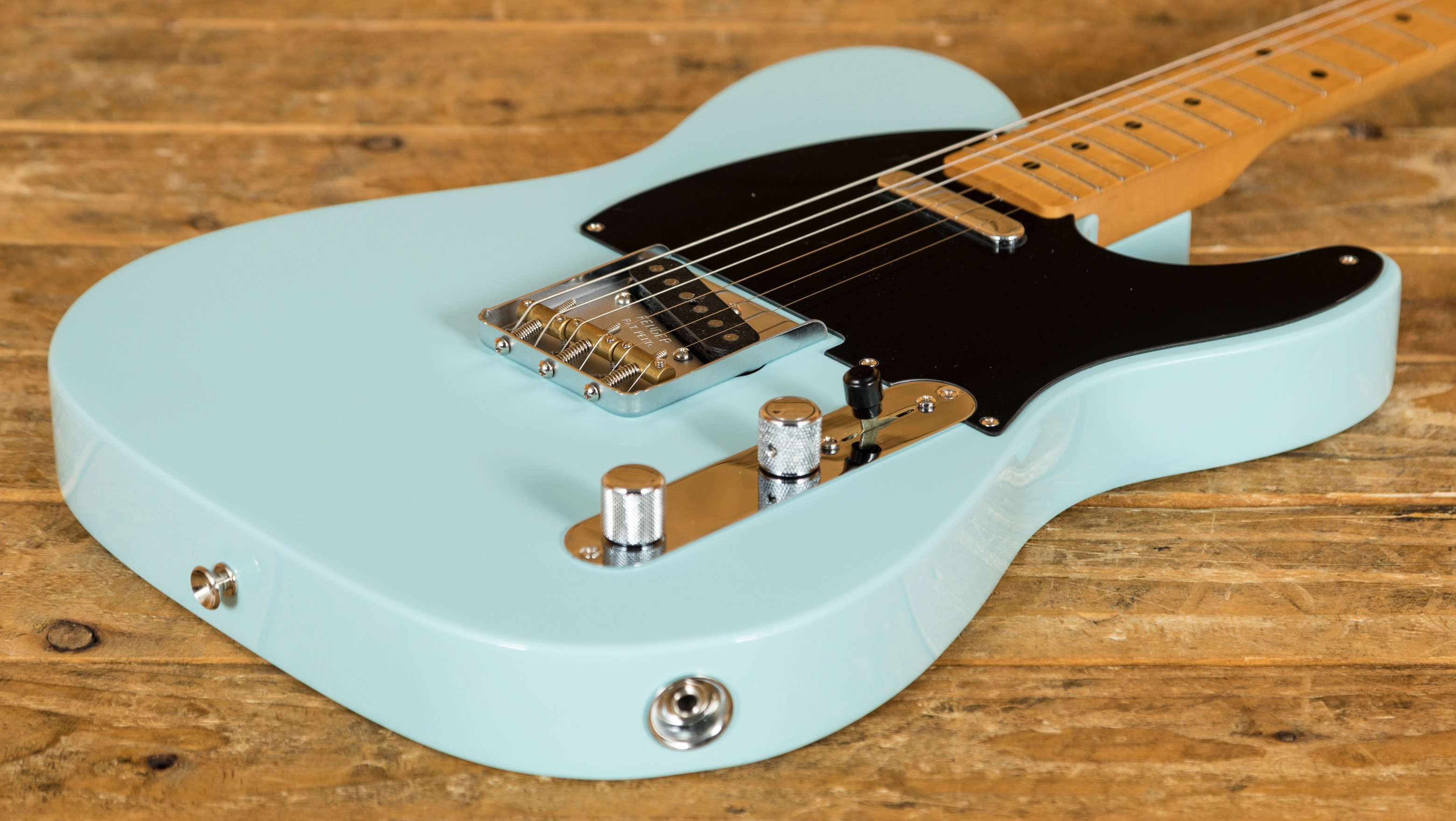 Fender Vintera 50s Tele Mod, Daphne Blue - Peach Guitars