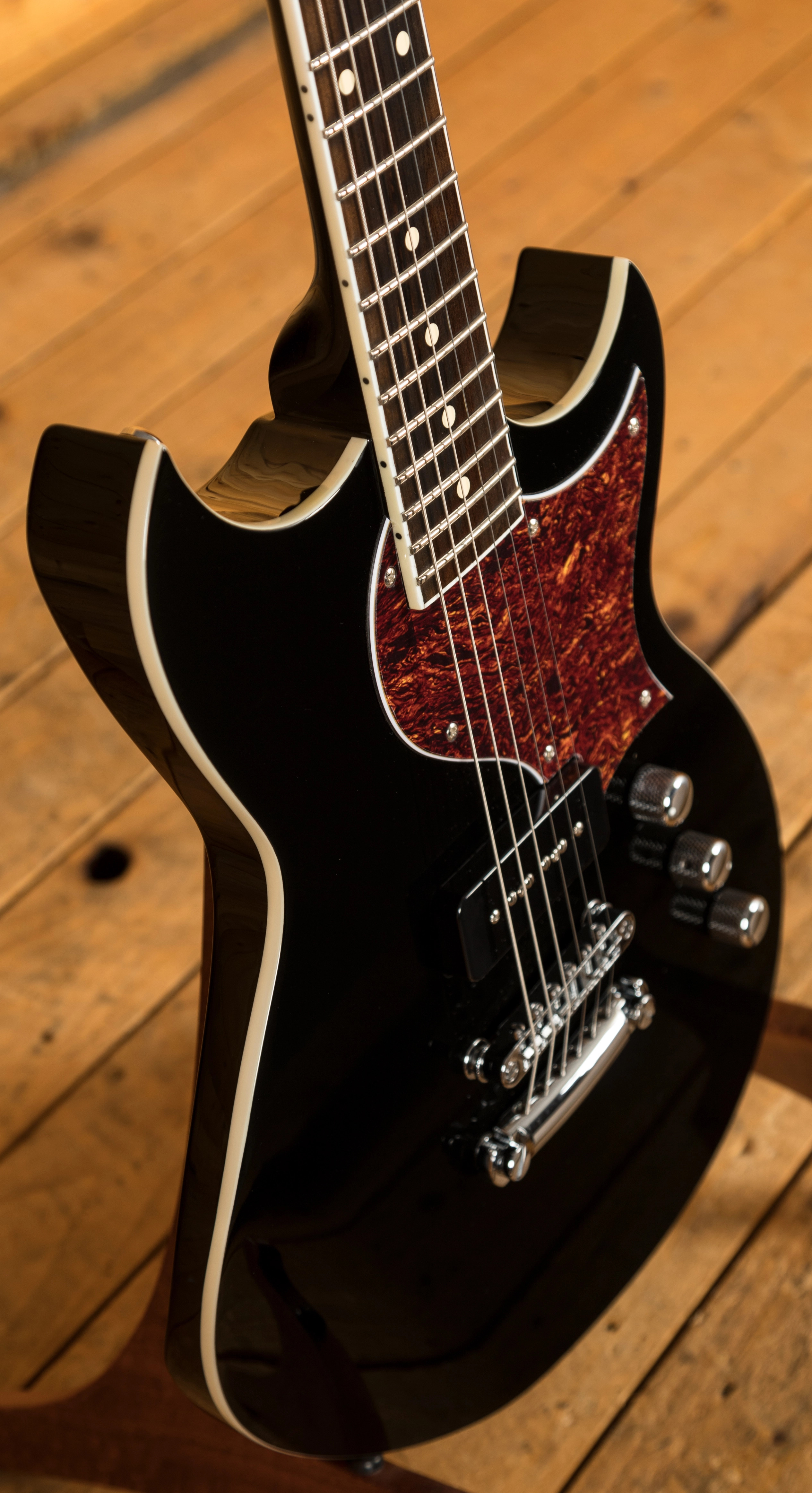 Reverend Sensei Jr - Midnight Black - Peach Guitars