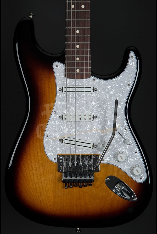 Fender Artist Dave Murray Stratocaster | Rosewood - 2-Colour Sunburst