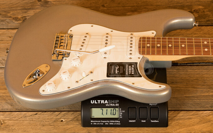 Fender Player Stratocaster | Pau Ferro - Silver