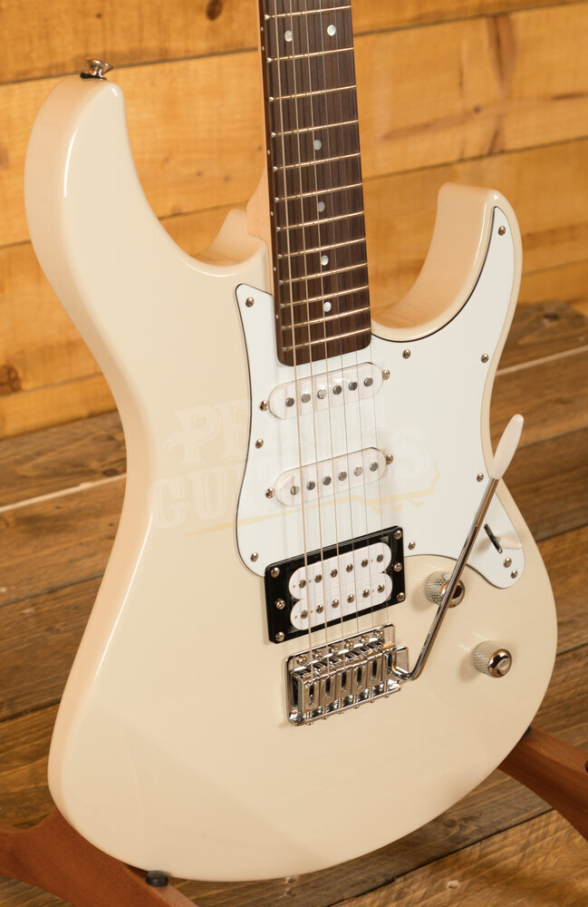 Yamaha Pacifica | PACIFICA112V - Vintage White