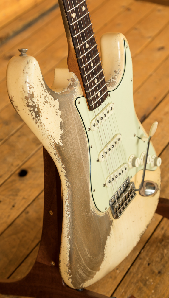 Fender Custom Shop '61 Strat Ultra Relic Aged Olympic White Dale Wilson MB