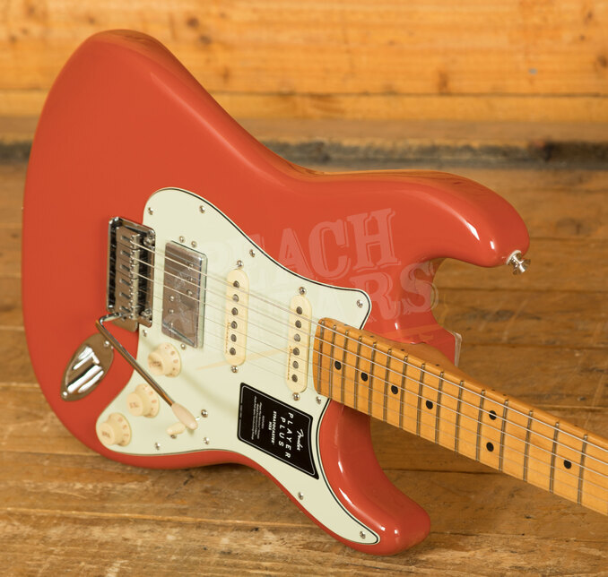 Fender Player Plus Stratocaster HSS | Maple - Fiesta Red