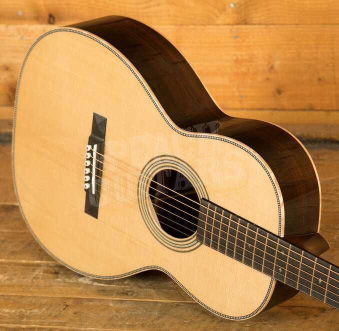 Martin Modern Deluxe Series | 0012-28 Modern Deluxe