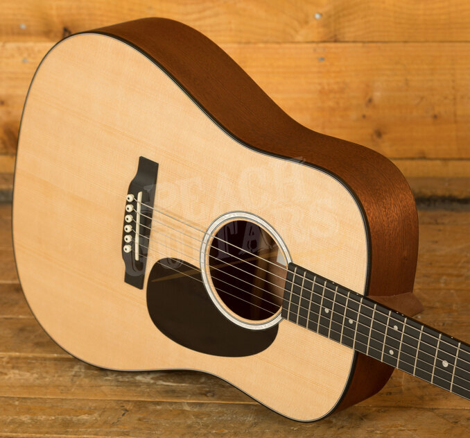 Martin Junior Series | DJr-10E Sitka
