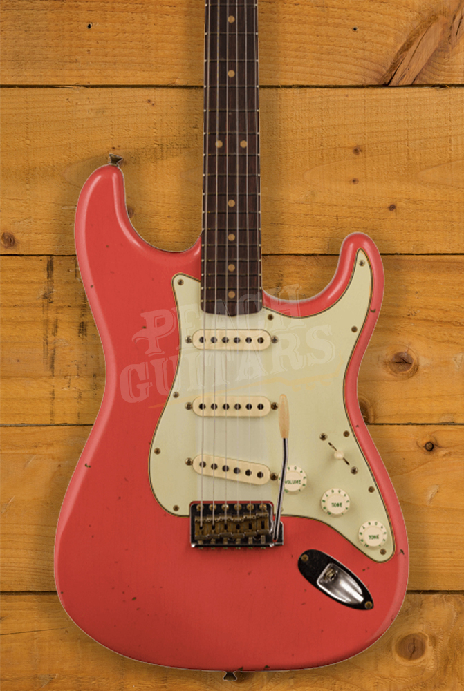 Fender Custom Shop '64 Strat Journeyman Relic Faded Aged Fiesta Red