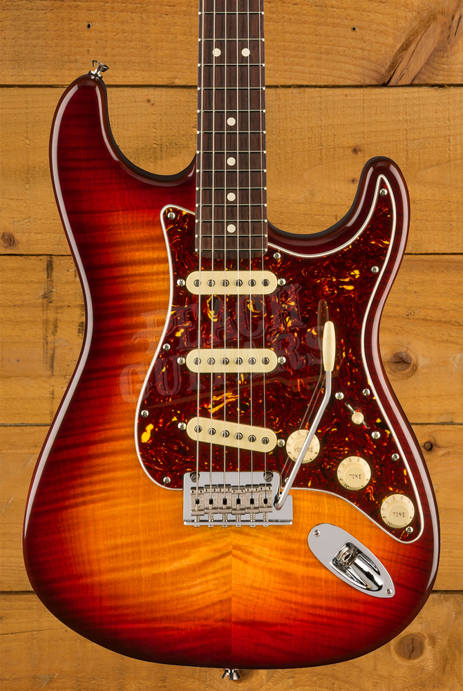 Fender 70th Anniversary American Professional II Stratocaster ...