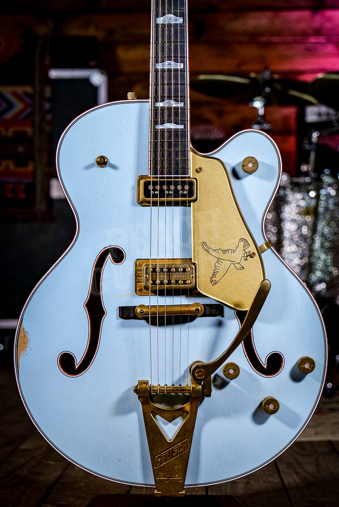 Gretsch Custom Shop G6136T | Sonic Blue Relic
