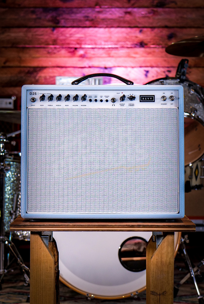 Revv Amplifiers | D25 25/5-Watt 6V6 1x12" Valve Combo Baby Blue *Custom ...