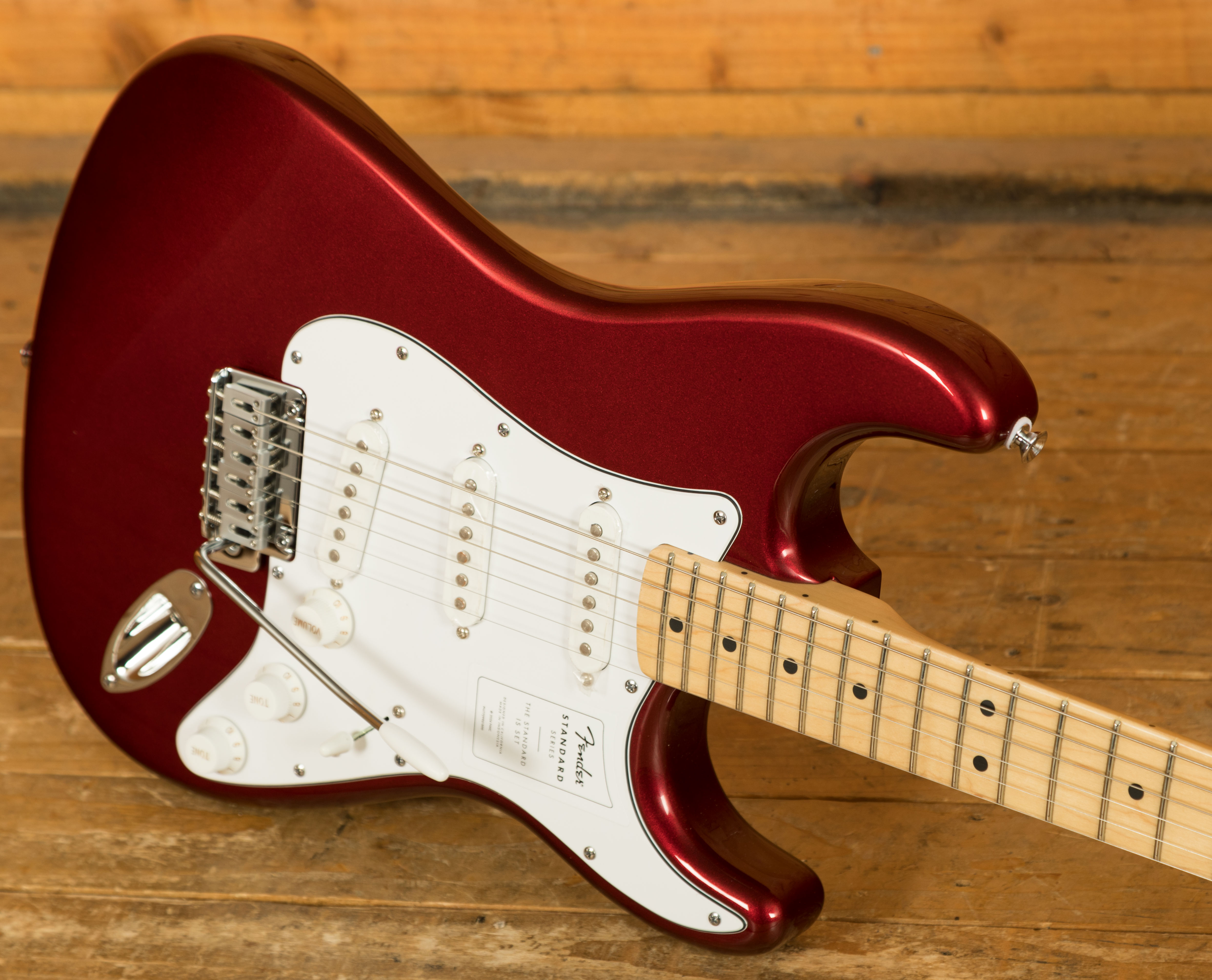 Fender Standard Stratocaster Maple Candy Cola