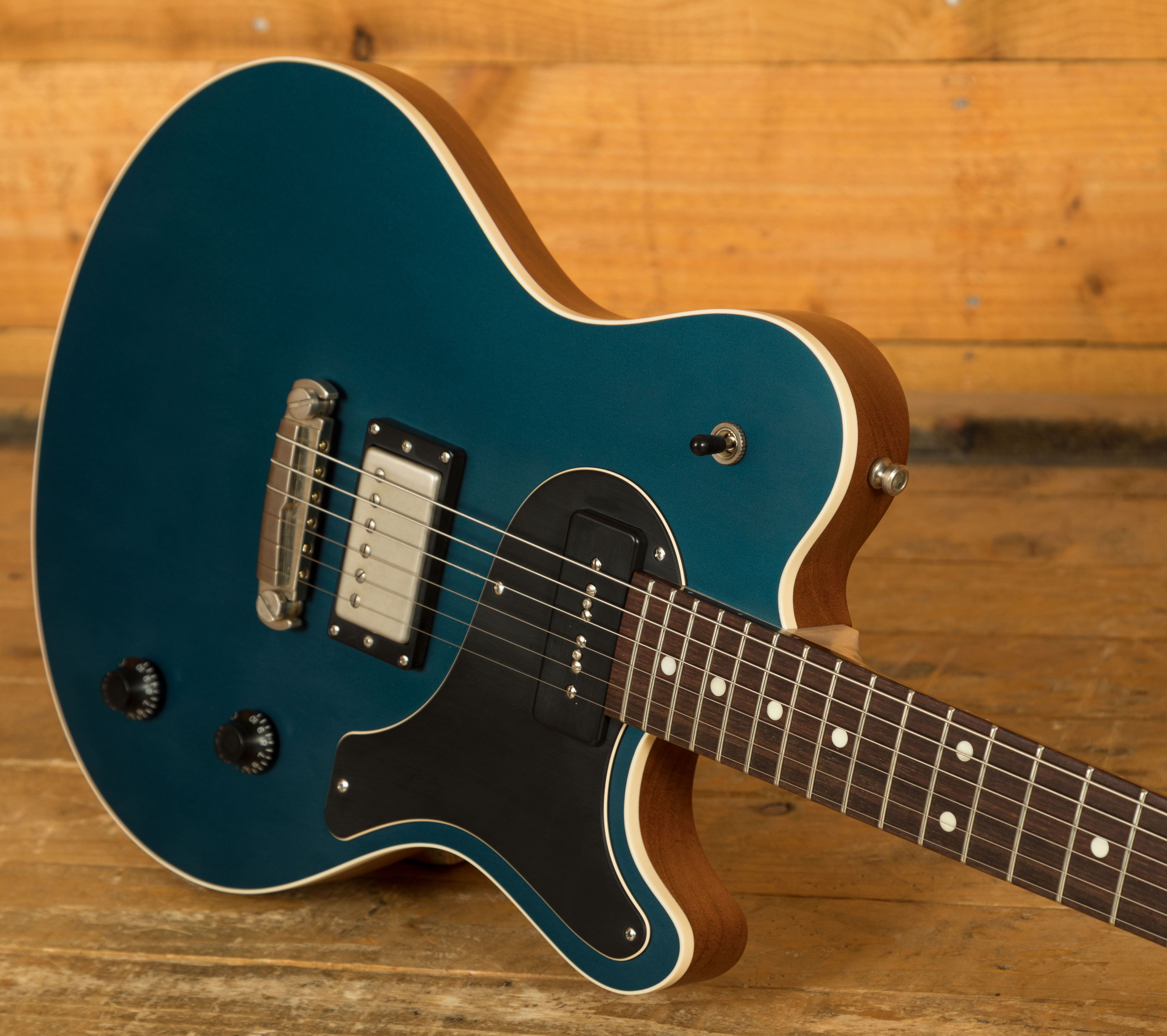 Nik Huber Krautster III - Worn Petrol Blue - Guitarist Review Model